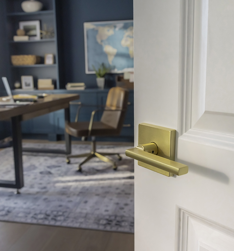 Traditional interior design | door hardware styles | Schlage